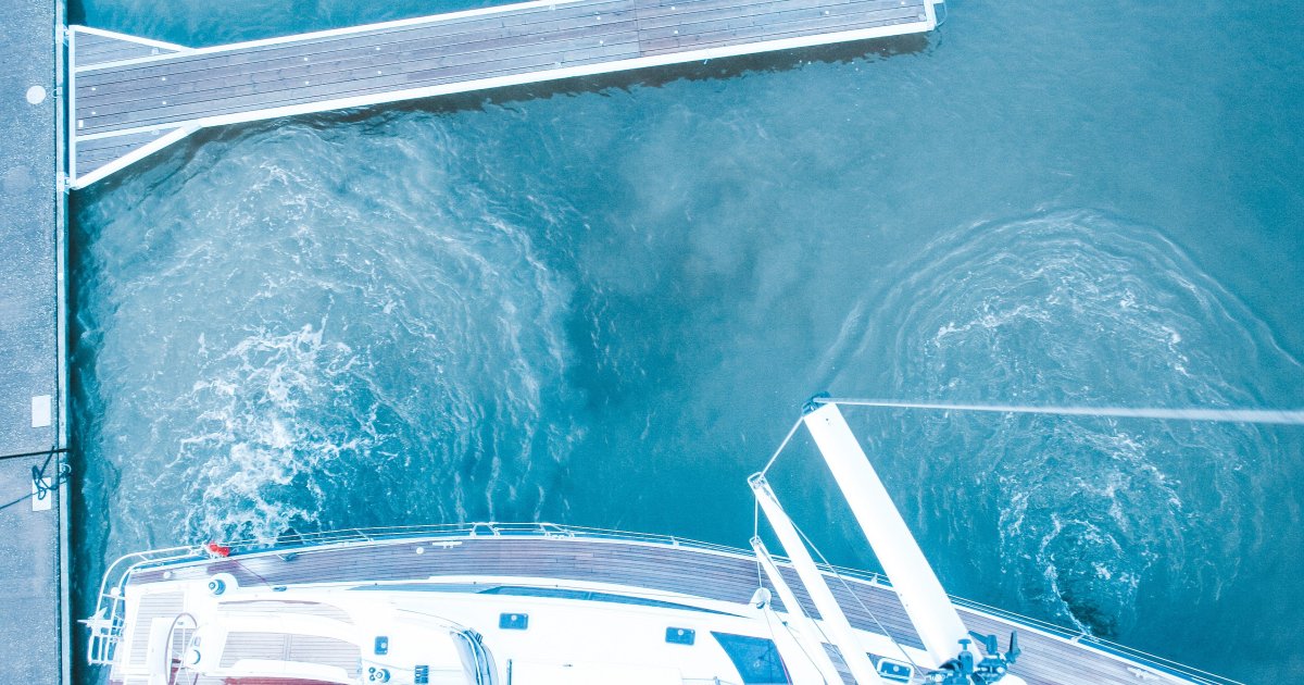 Pros and cons of different thruster solutions - Sleipner Group